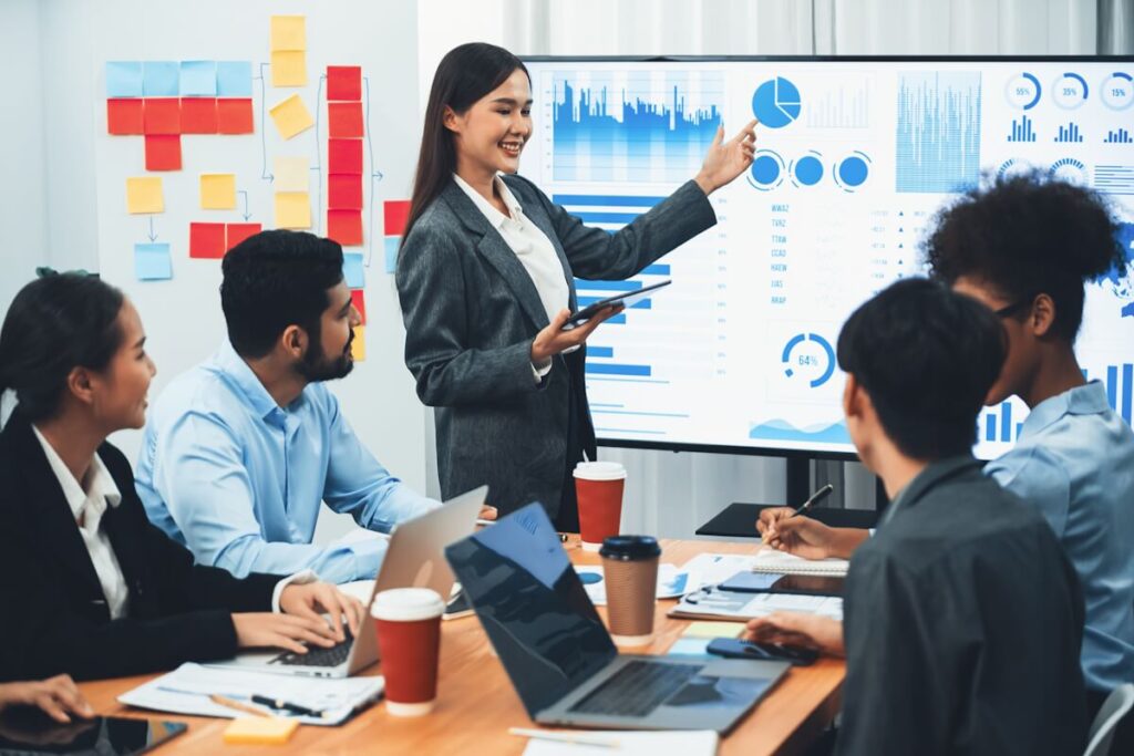 Essential Project Management Skills for the Hybrid Workplace